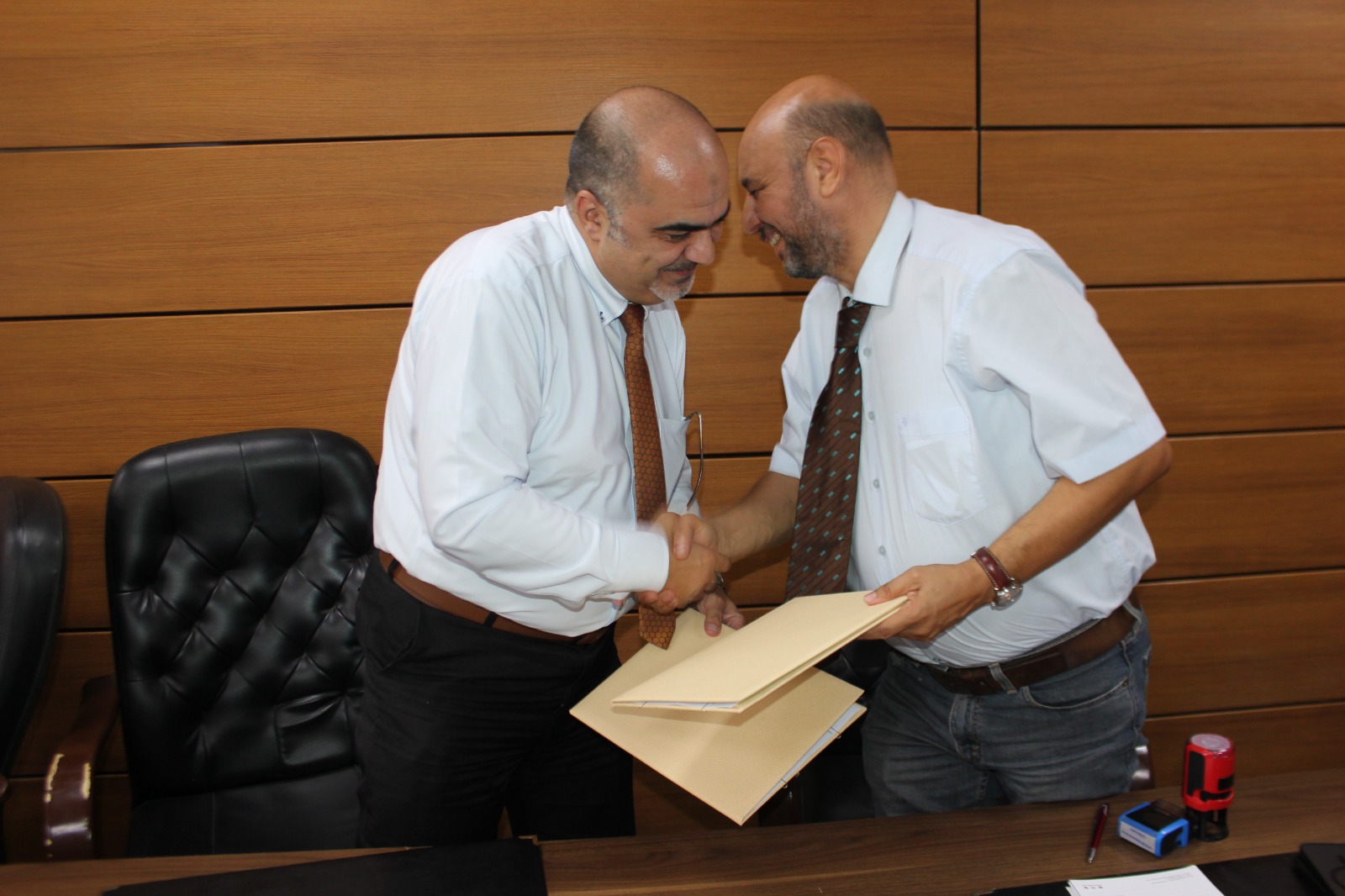 Signature d’une convention cadre entre Le PAON Environnement et l’école ...
